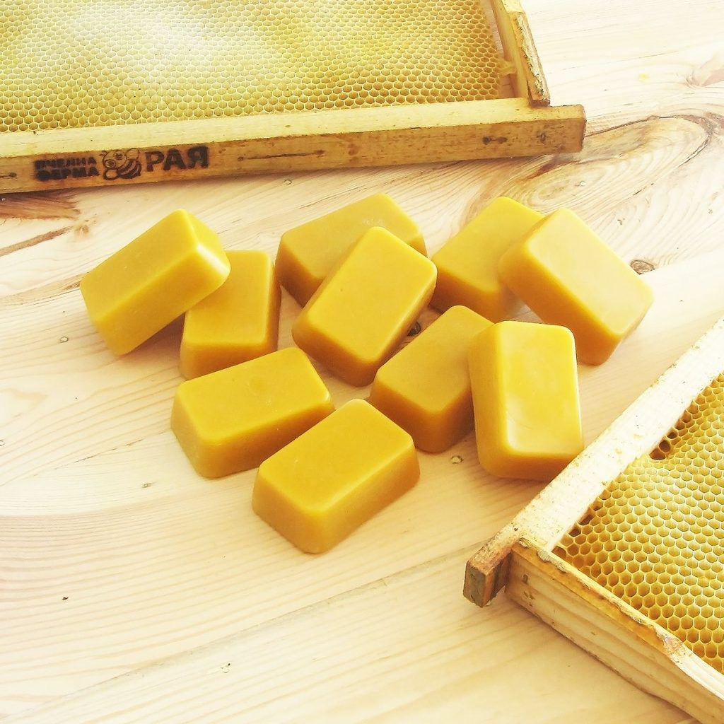 Beeswax Blocks 70g | Meden Farm UK